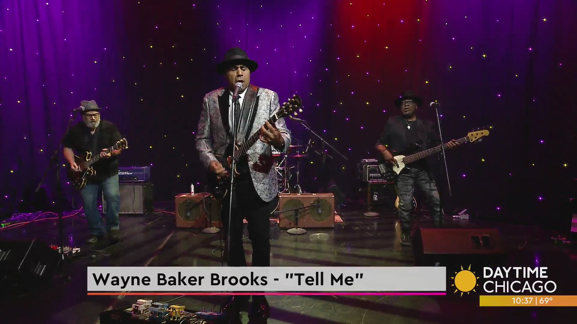 Wayne Baker Brooks performs “Tell Me” – WGN-TV
