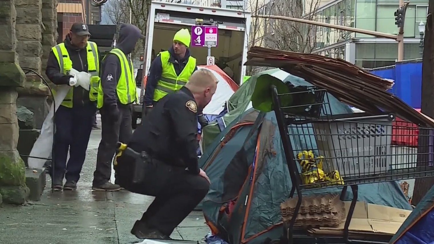 South Parks blocks residents welcome Portland drug missions – KOIN.com