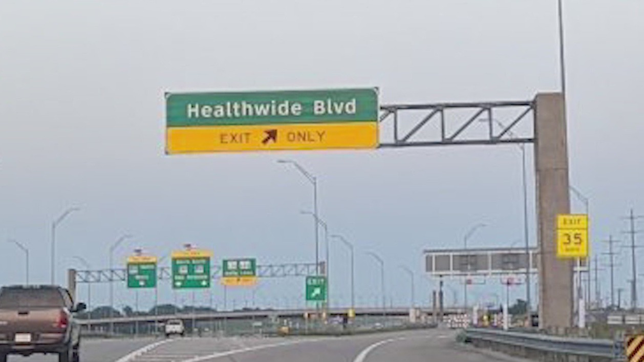 TxDOT replaced misspelled exit sign on SH 45 in Pflugerville – KXAN Austin