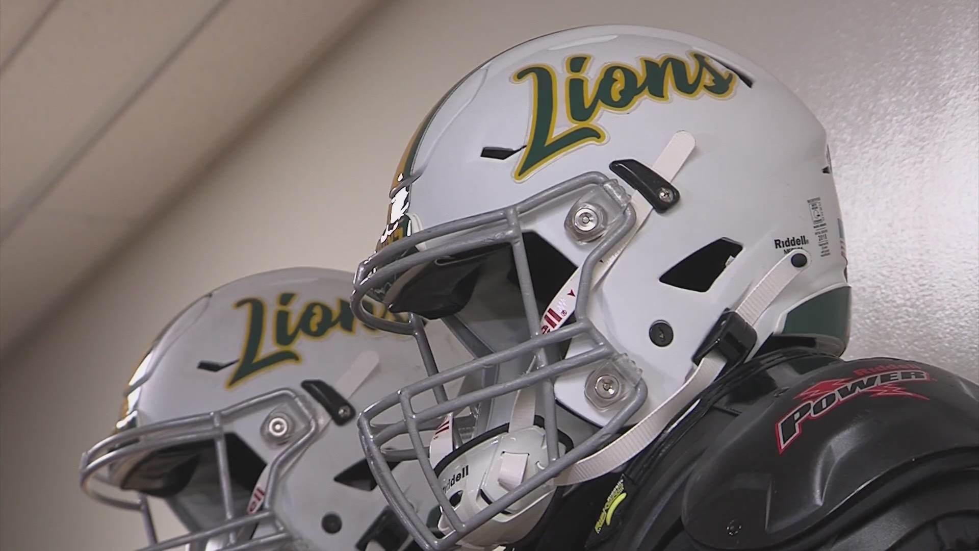 MSSU’s first African American head coach sets example on and off the ...