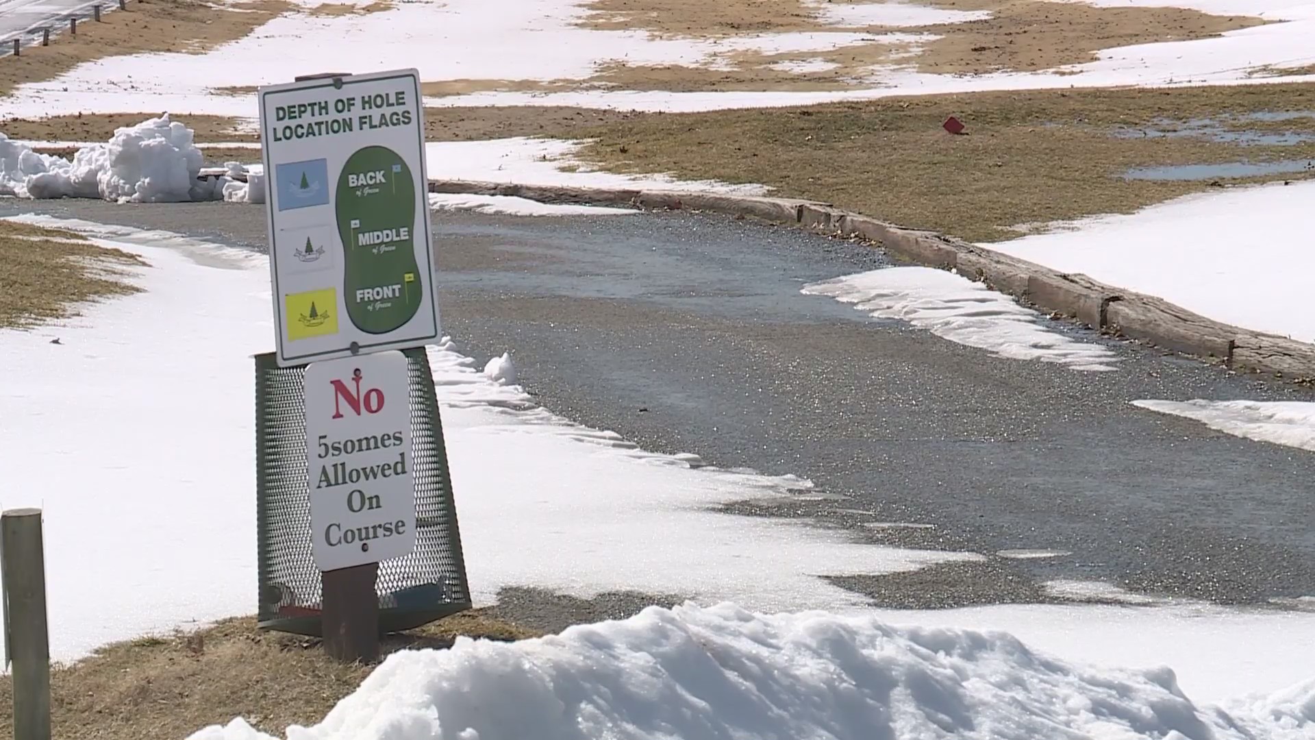 Busy car washes, empty golf courses as the big snow melt-off continues ...