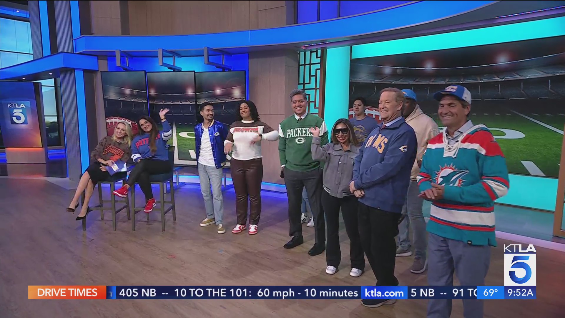 Kasey Potts shows how you can sport your team spirit in style – KTLA
