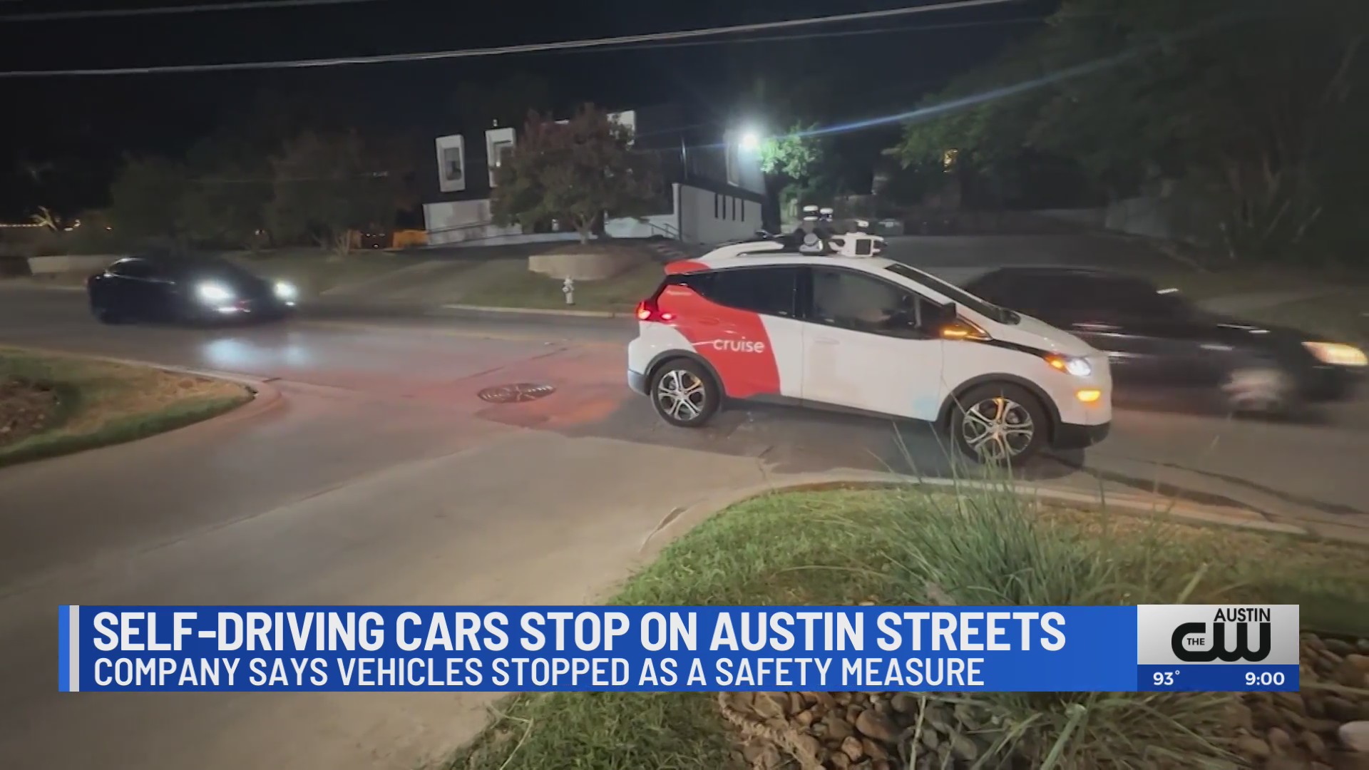 Driverless cars stop traffic in Austin, company responds – KXAN Austin