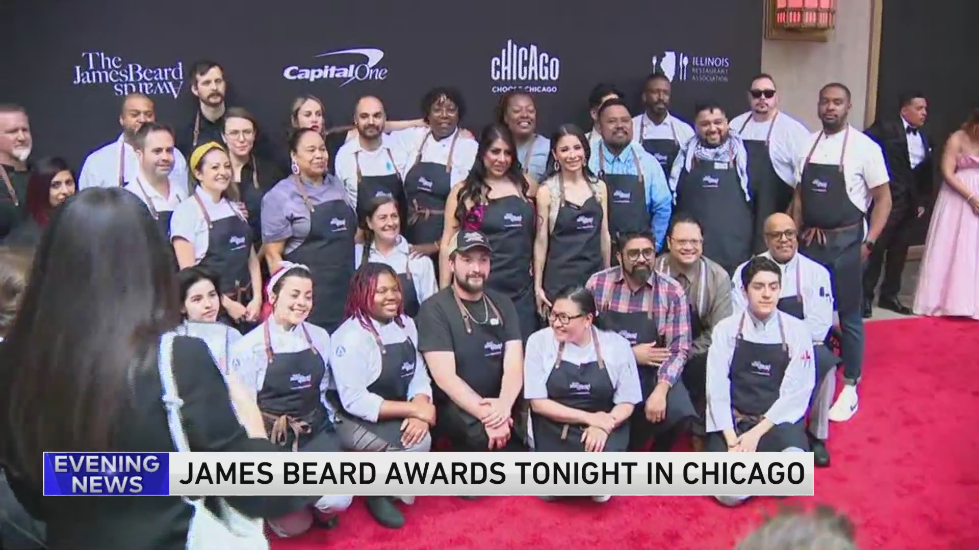 Dean Richards on the James Beard Awards red carpet (PART 2) – WGN-TV