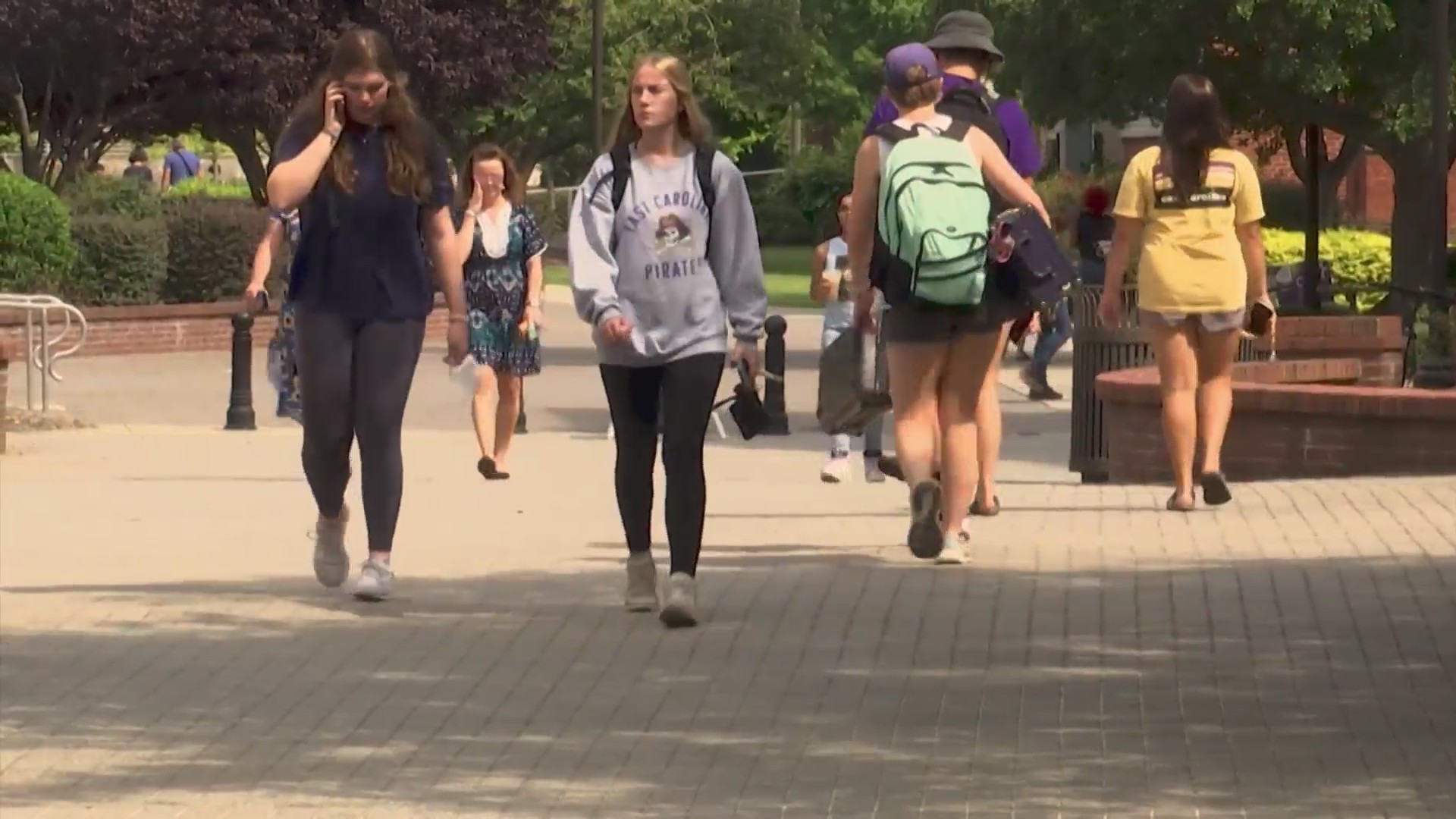 First day of classes at ECU – WNCT