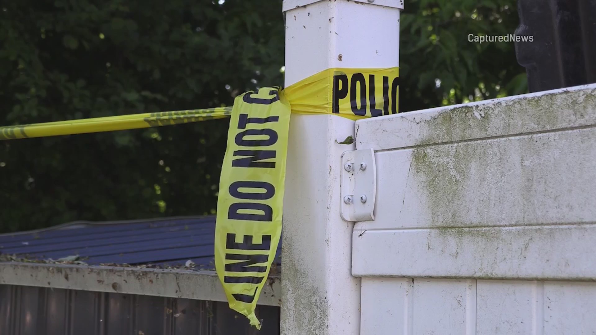 Fox Lake police fatally shoot knife-wielding man who lunged at officers ...