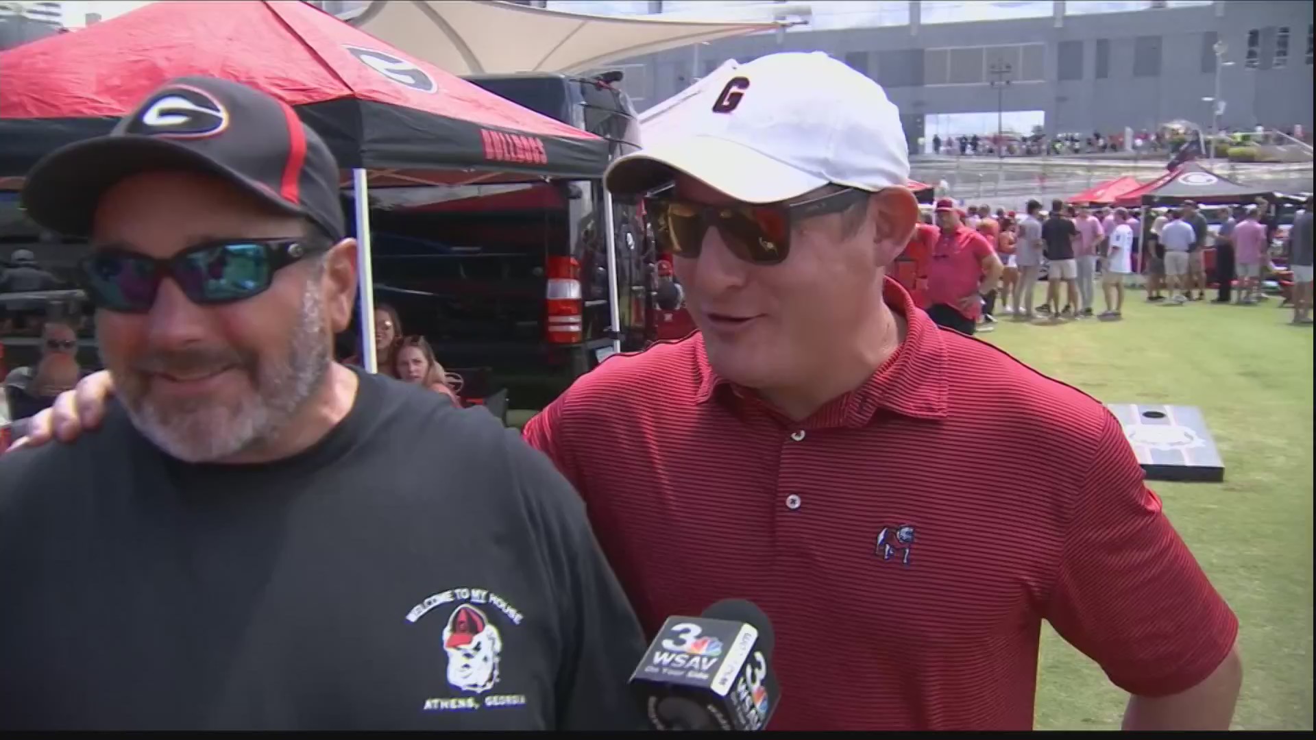 UGA vs Oregon fun with fans – WSAV-TV