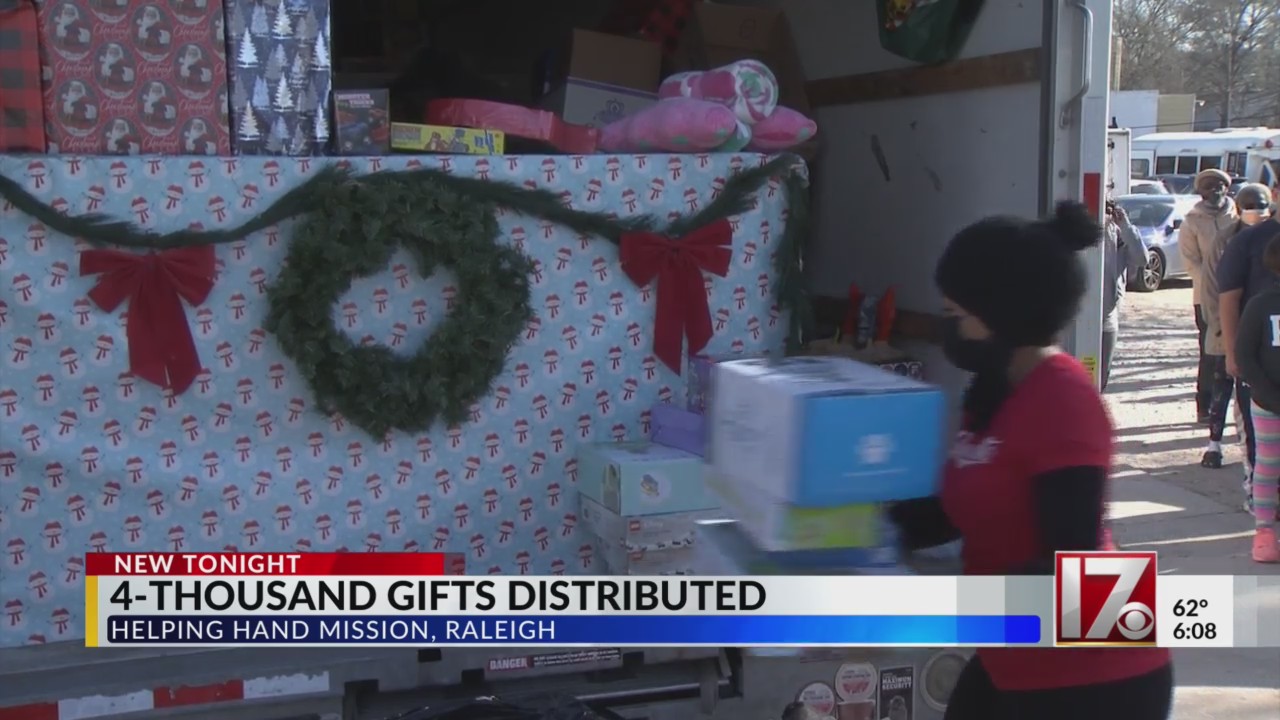4,000 gifts distributed by Raleigh Helping Hand Mission – CBS17.com