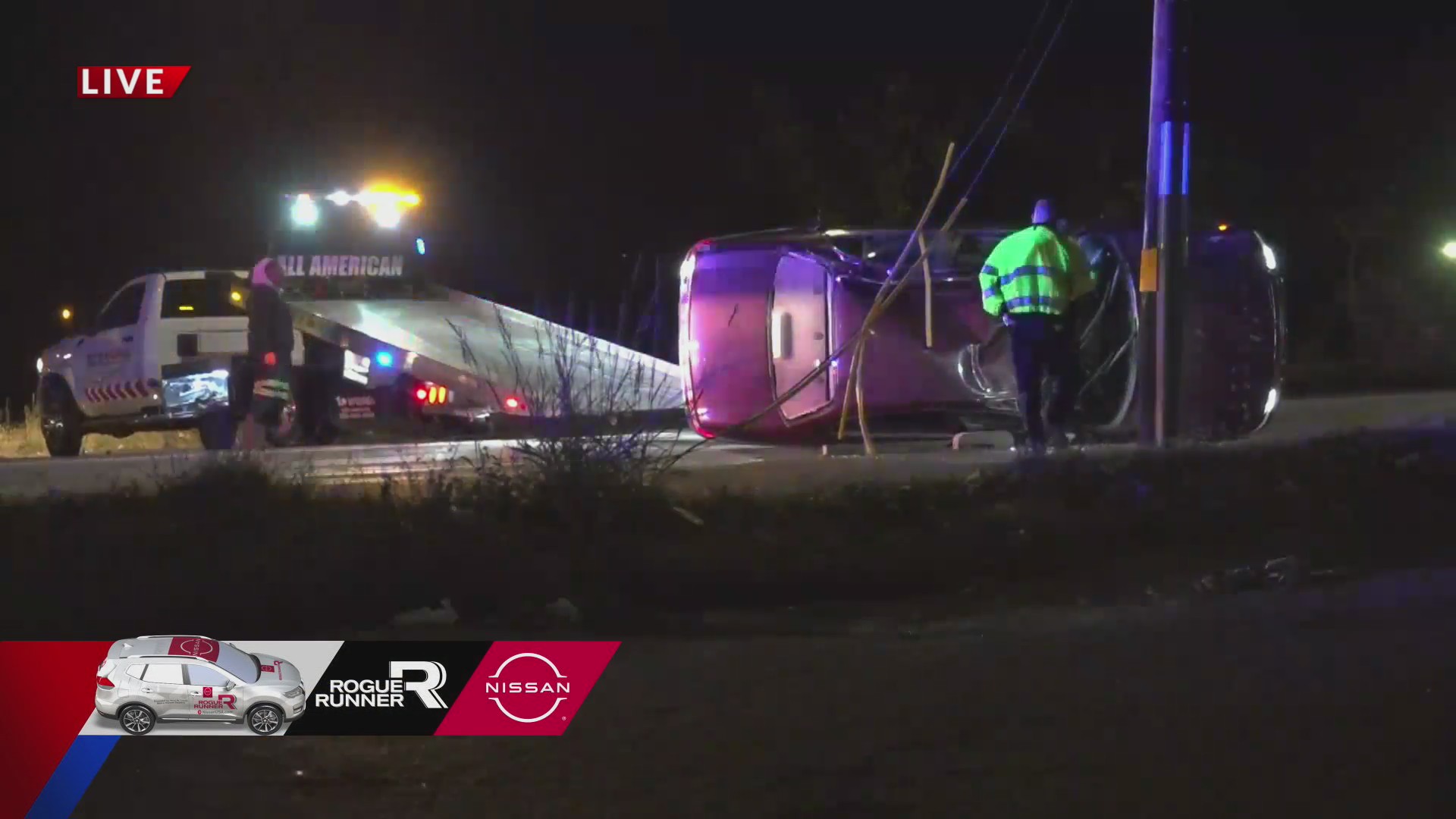 Crews clearing scene of rollover crash, police investigating – FOX 2
