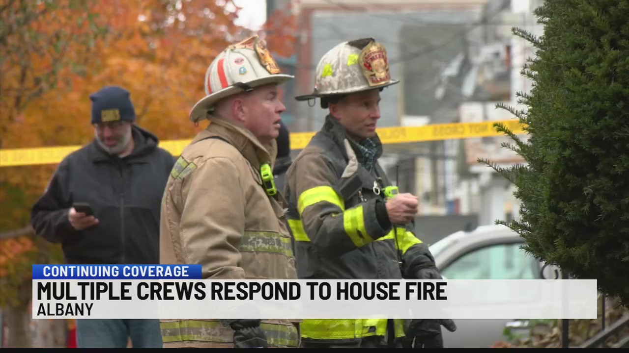 Multiple crews battle house fire in Albany – NEWS10 ABC