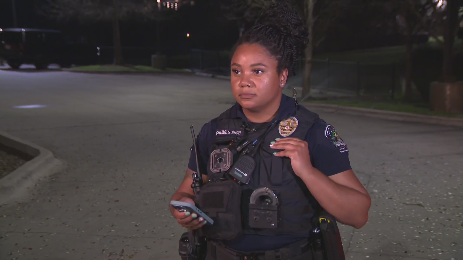 Austin Police gives update on south Austin SWAT situation in media briefing – KXAN Austin