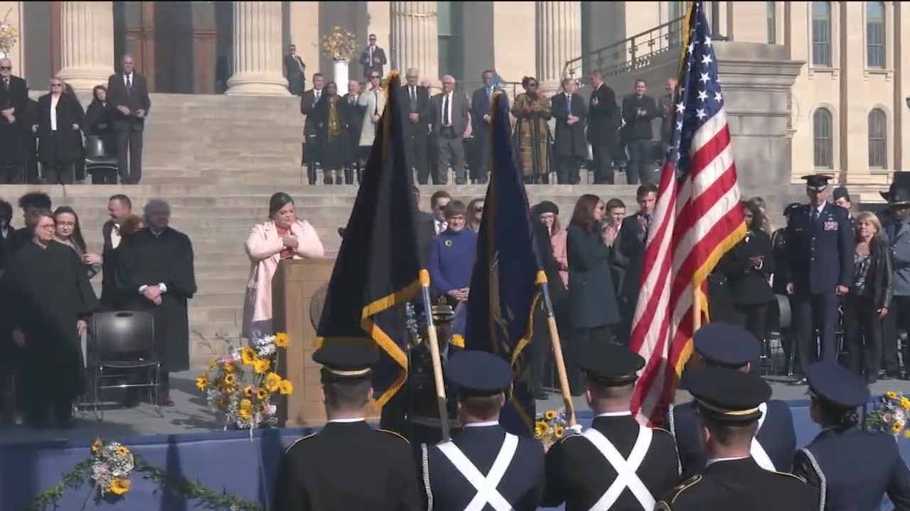 Governor Kelly sworn in for second term – KSN-TV