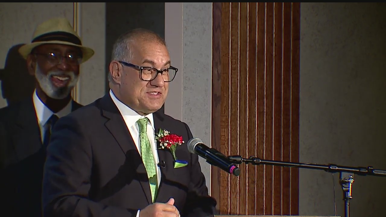 WKBN Reporter Gerry Ricciutti inducted into Youngstown Press Club Hall ...