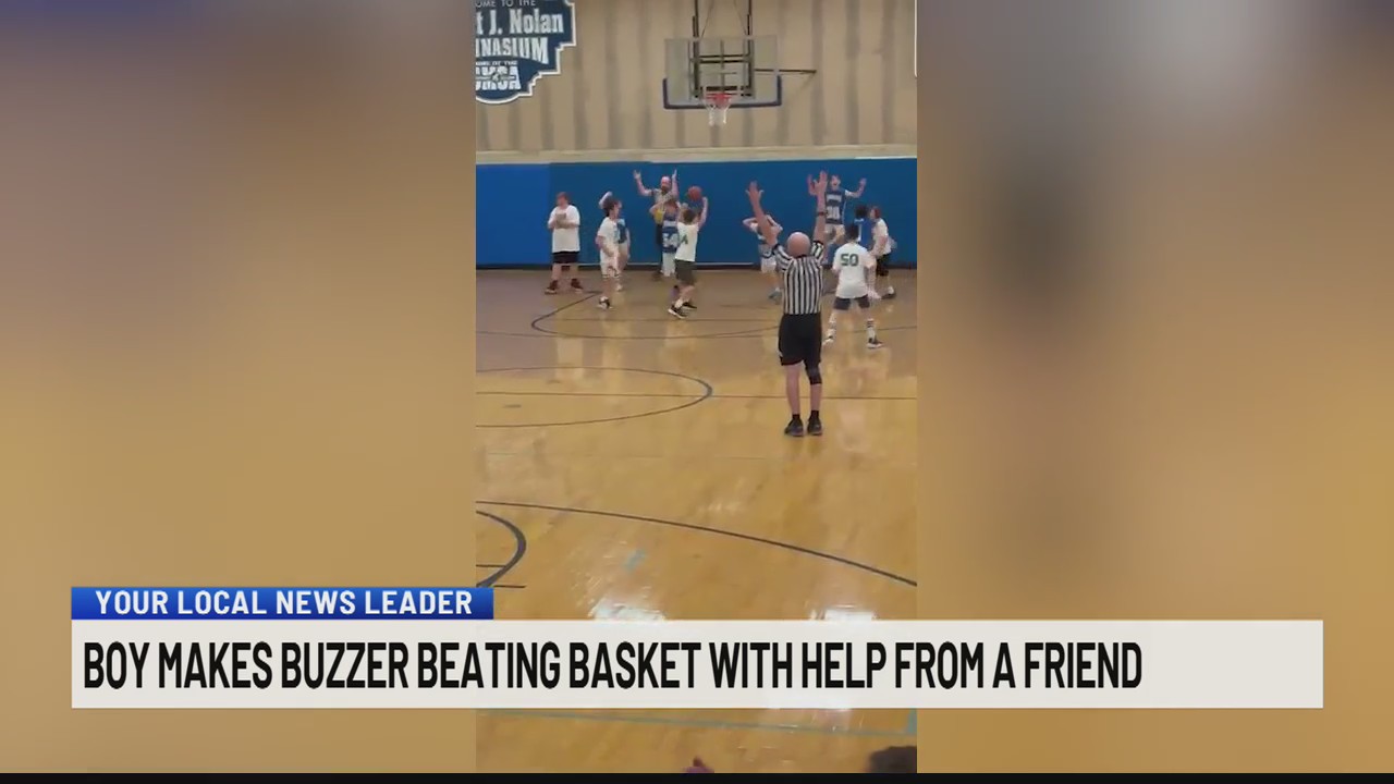 Boy makes buzzer beating basket with help from a friend – NEWS10 ABC