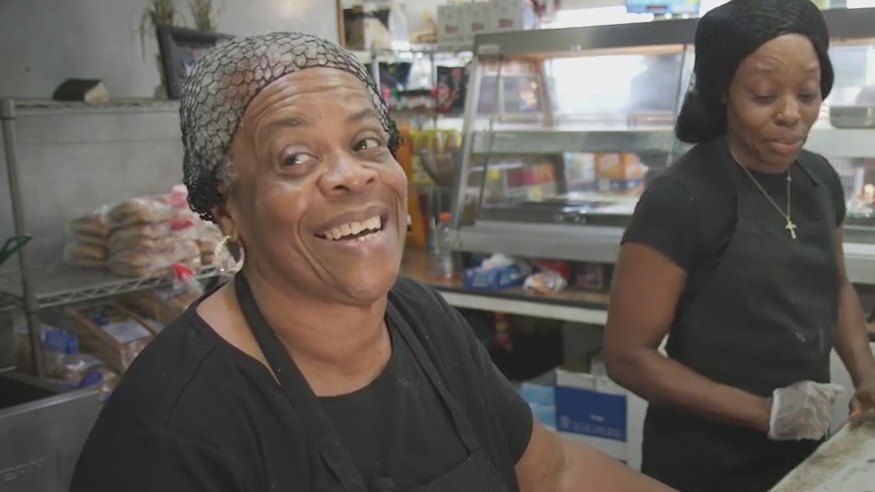 Meet ‘Mom,’ the beloved North Carolina cook serving up breakfast in ...