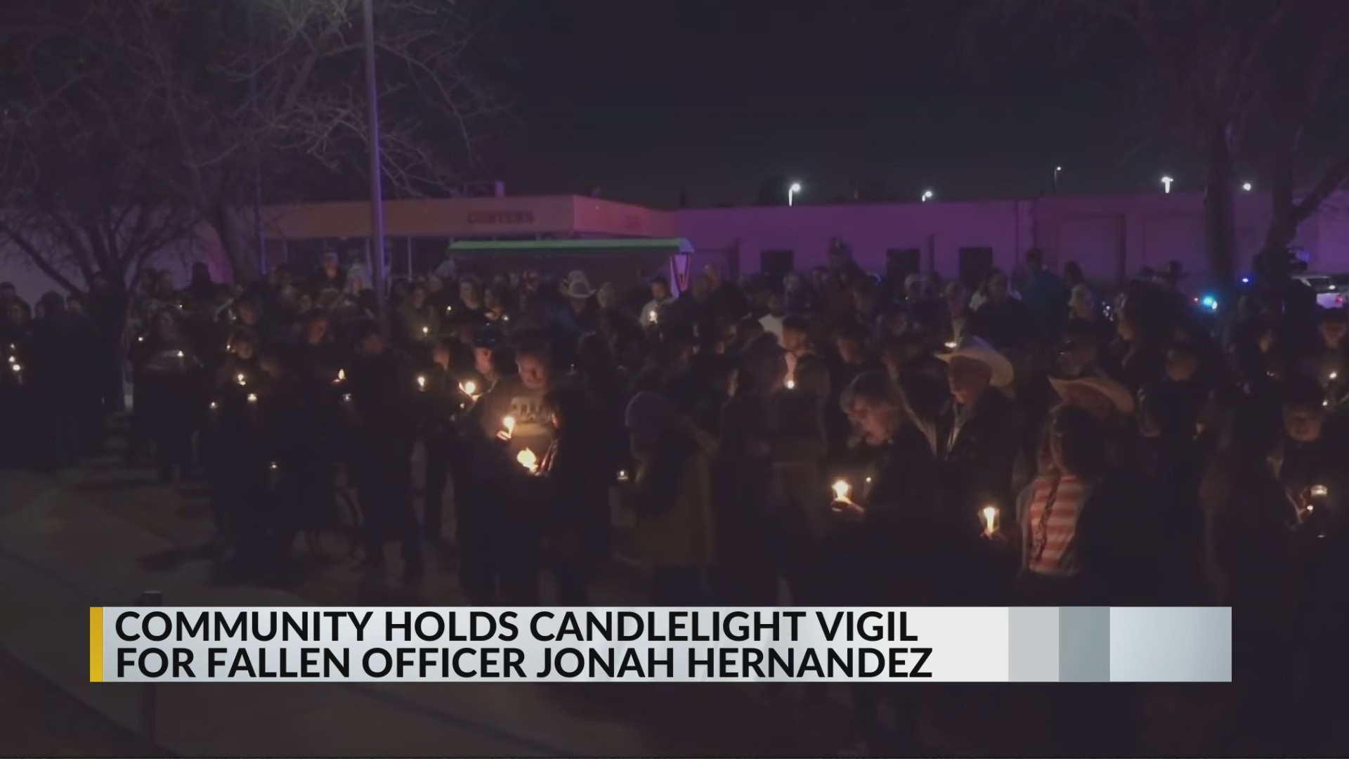 Las Cruces community holds candlelight vigil for fallen police officer ...