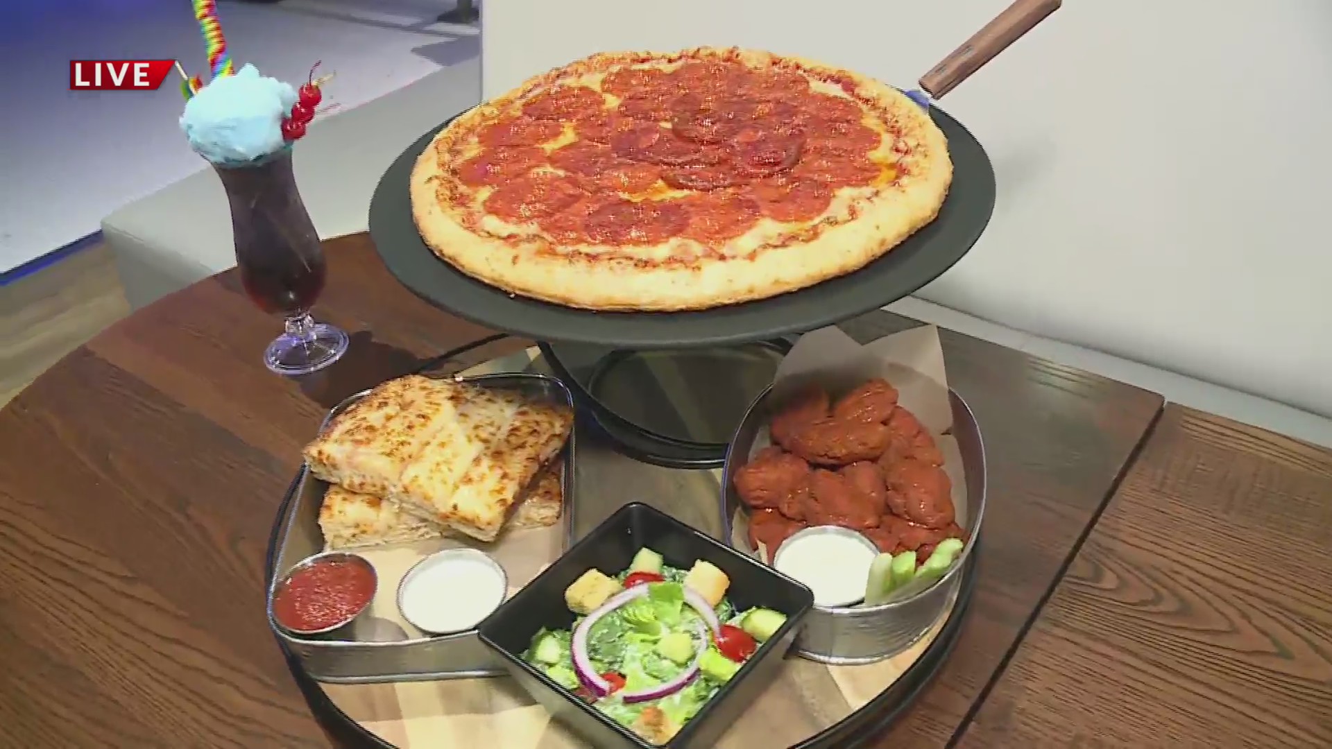 Tim’s Travels: Main Event Chesterfield – FOX 2