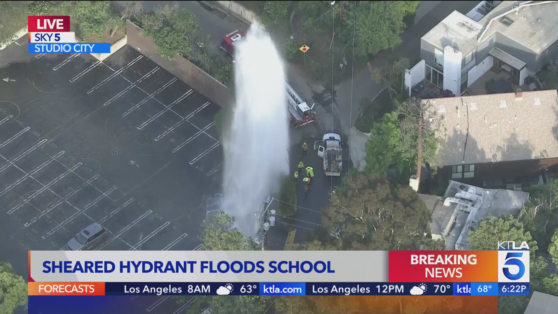 Sheared hydrant floods Studio City school – KTLA