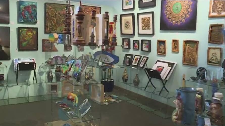 Canby art gallery features local artists, offers classes – KOIN.com