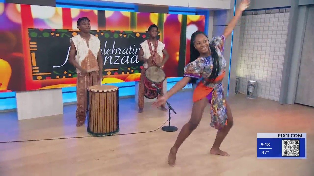 Kwanzaa celebration dance with Asase Yaa School of Arts – PIX11
