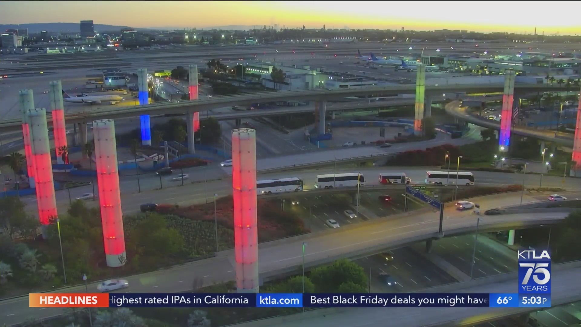 LAX power outage leaves unknown amount of people stuck in elevators – KTLA