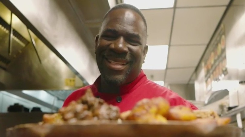 Behind the scenes at The Simpson Restaurant and Bar – PIX11