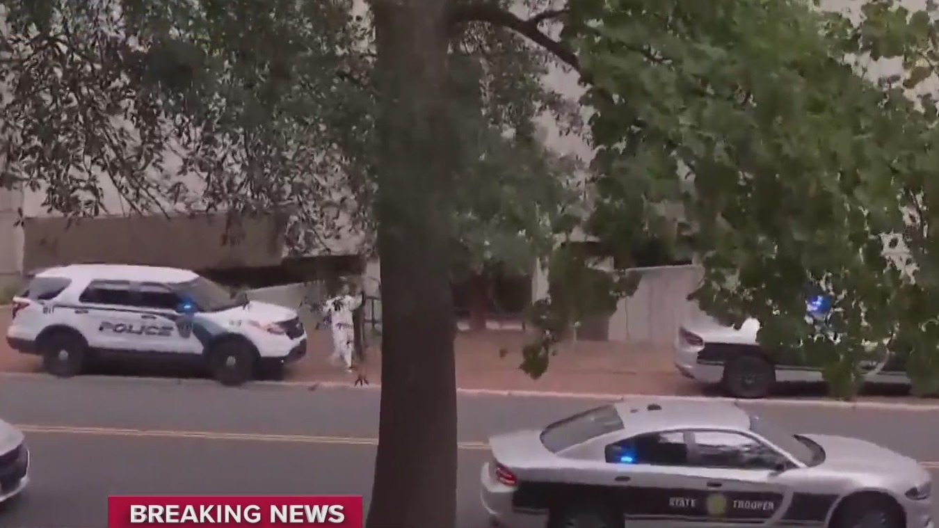 Armed person prompts lockdown at UNC-Chapel Hill | NewsNation Now ...
