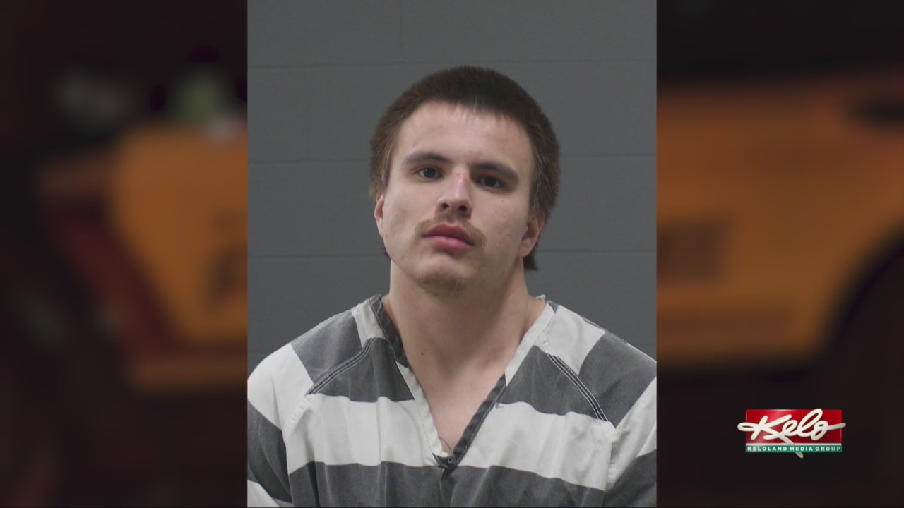 Sioux Falls stabbing victim names attacker before dying – KELOLAND.com