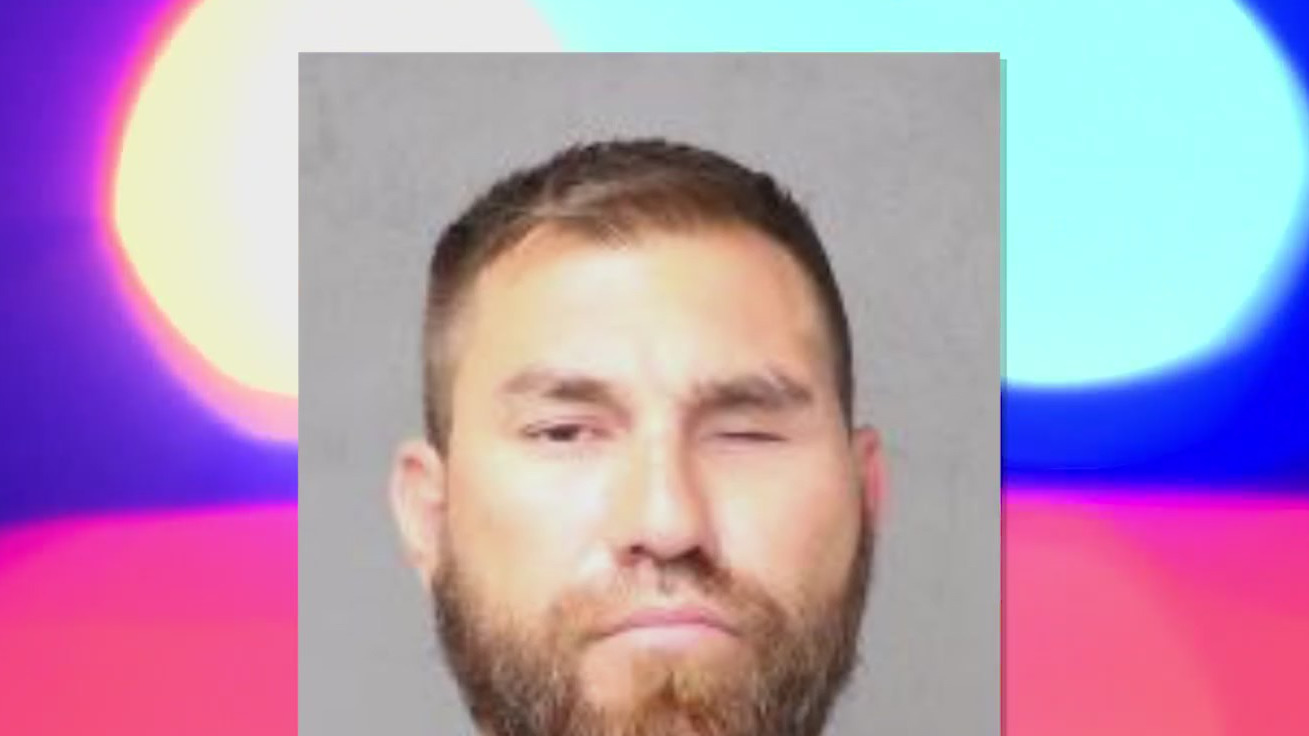 Albuquerque man enters plea in robbery, threat case – KRQE NEWS 13 ...