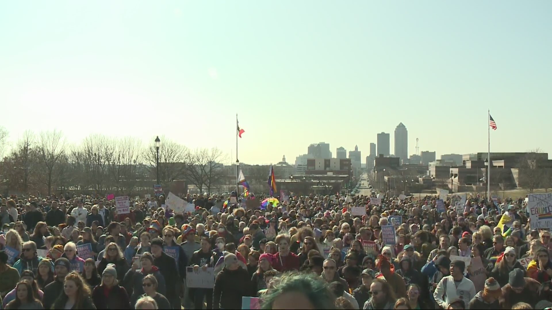 LGBTQ+ protest draws massive crowd at Iowa State Capitol – who13.com