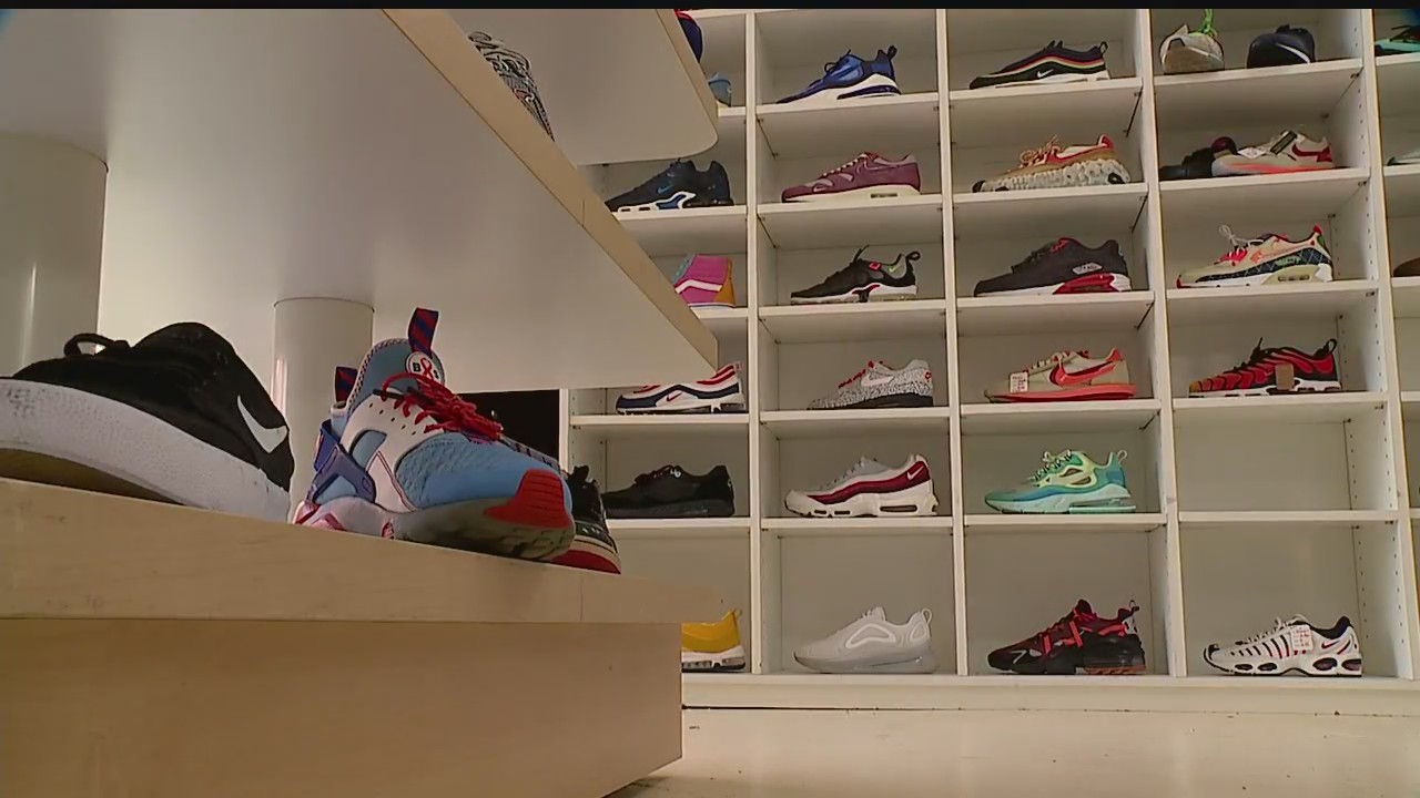Vintage sneaker store opens in downtown Youngstown – WKBN.com
