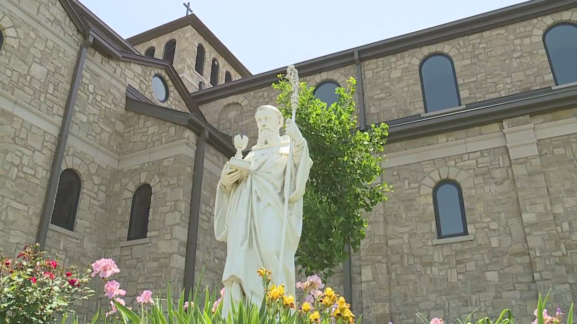 Missouri miracle? Hundreds travel to see nun’s exhumed body – KSN-TV