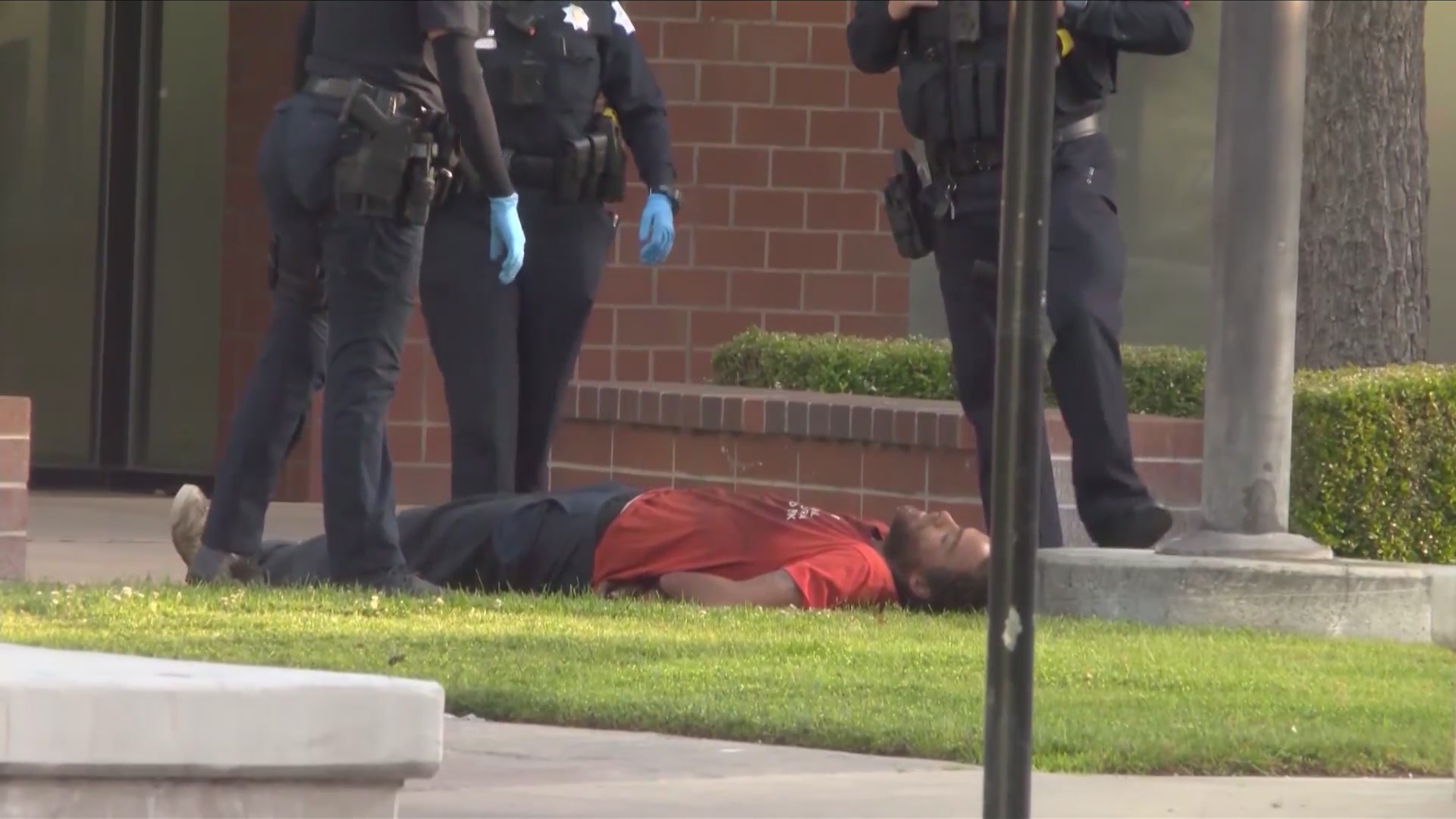 Man arrested after officer’s ear partially detached appears in Fresno County court – CBS47 and ...