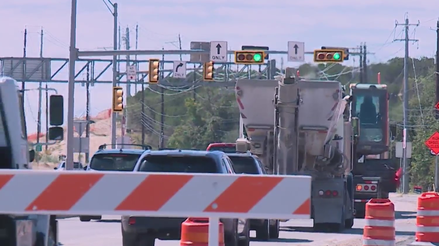 Traffic pattern change coming soon to Oak Hill construction project ...