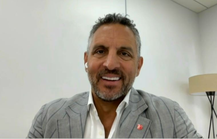 Mauricio Umansky of ‘RHOBH’ tells all in his new book ‘The Dealmaker ...
