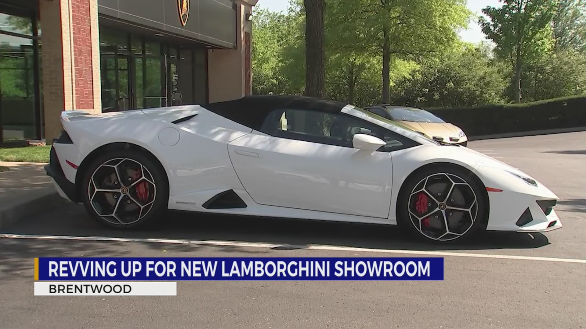 Revving up for new Lamborghini showroom in Brentwood – WKRN News 2