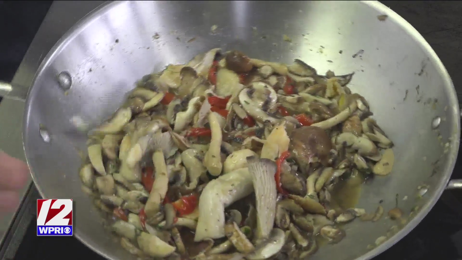 In the Kitchen: Fat Moon Farm Mushroom Ravioli – WPRI.com