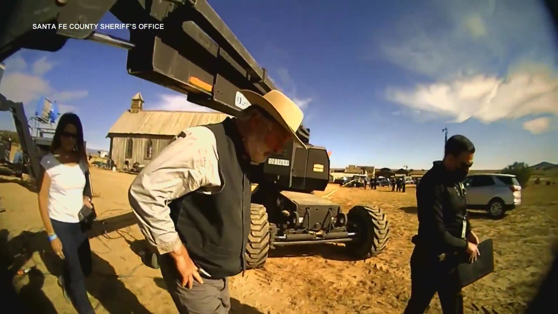 DA downgrades charges against Alec Baldwin in ‘Rust’ shooting case ...