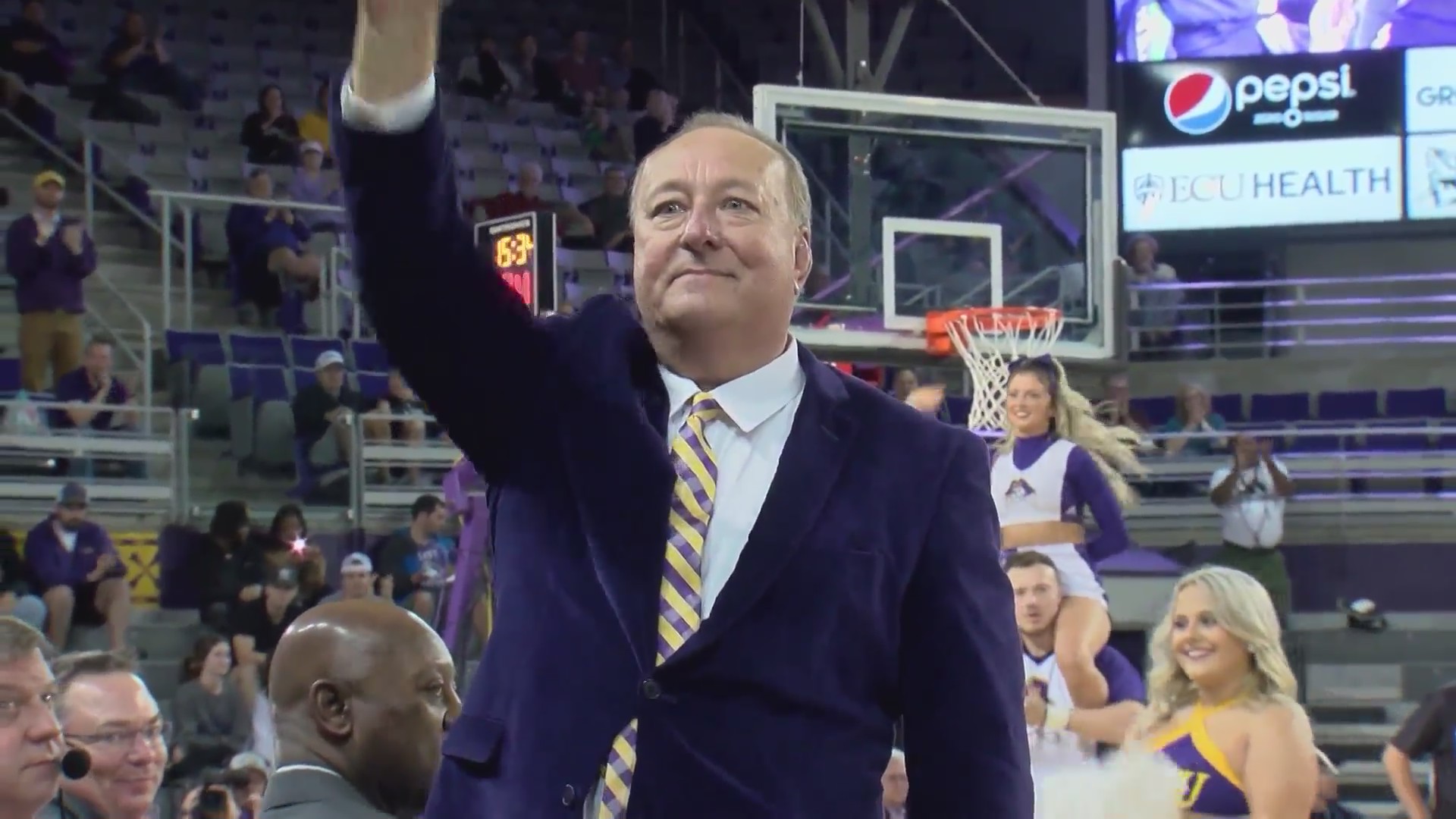 Jeff Charles, Voice of the ECU Pirates, passes away – WNCT