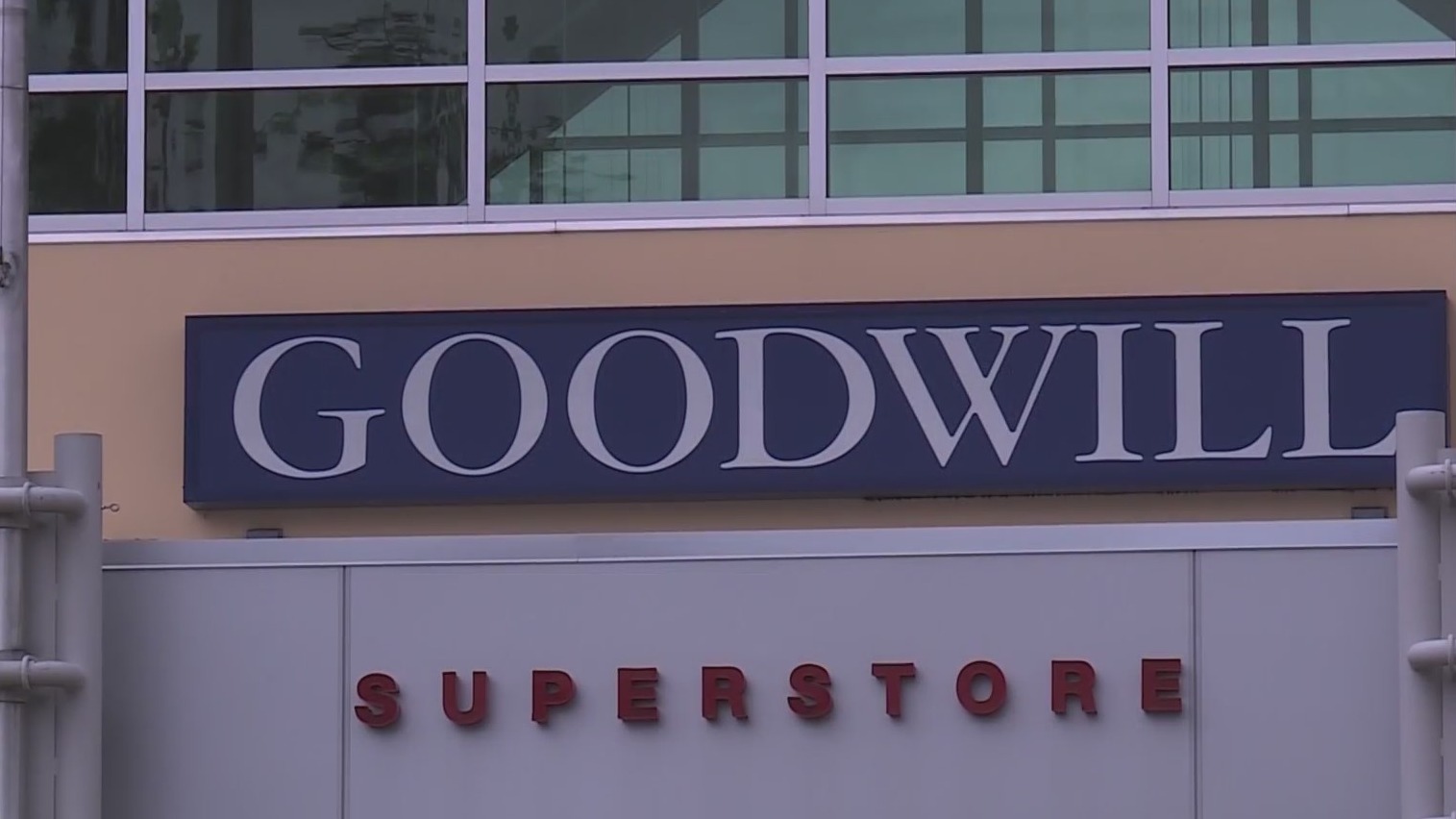 Positive Vibes: Goodwill helps teen dress 35 New Urban HS students for ...