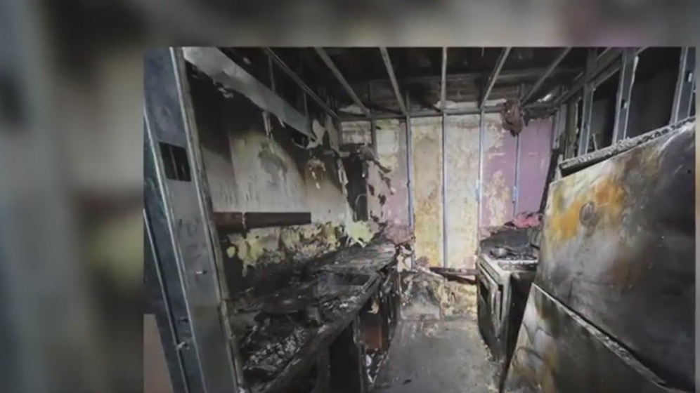 Mom 2 Children Die In Brooklyn Apartment Fire Nypd Pix11