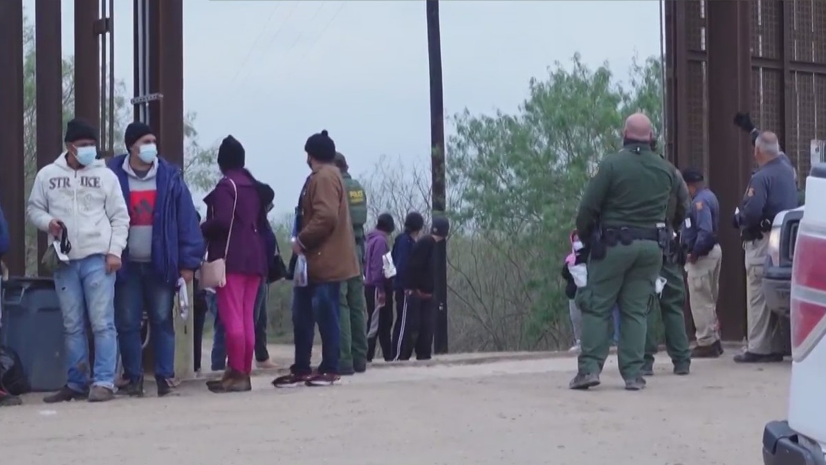 Cartels promise freedom in exchange for smuggling | Morning in America ...