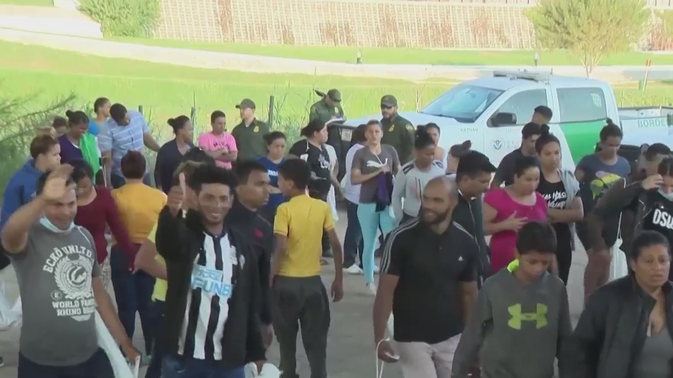 Border encounters hit record 2 million in a single year | Morning in ...