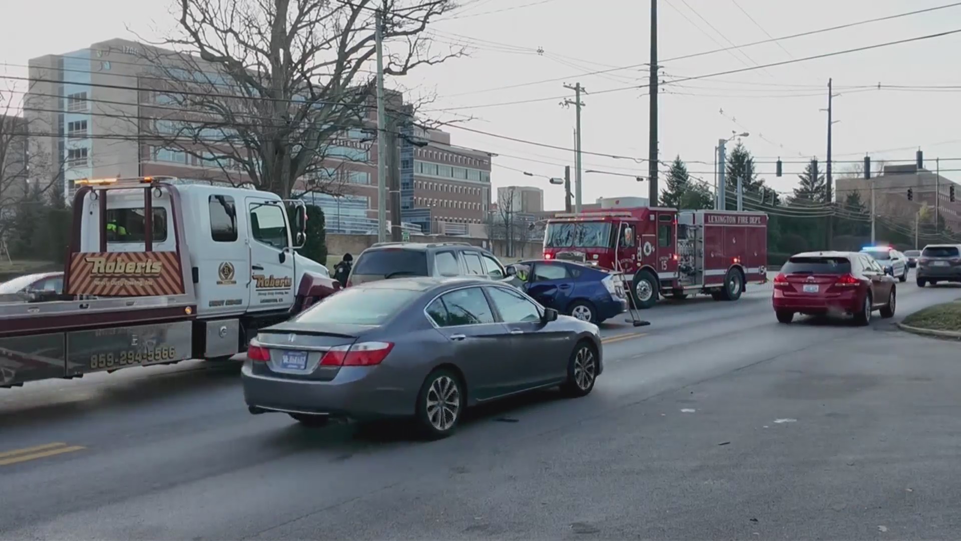 Lexington crash on Nicholasville Road sends 2 to hospital – FOX 56 News