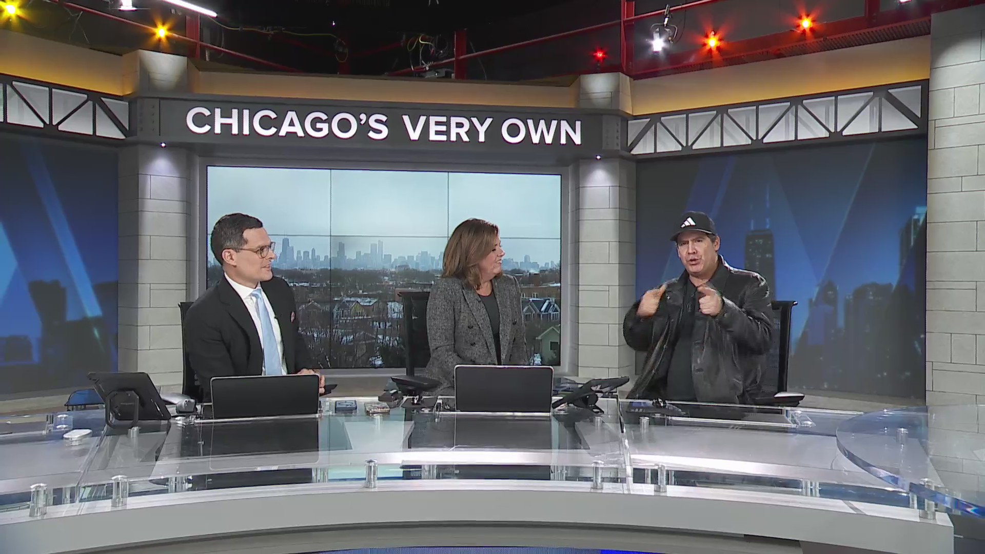 Comedian Pablo Francisco’s spot-on impressions – WGN-TV