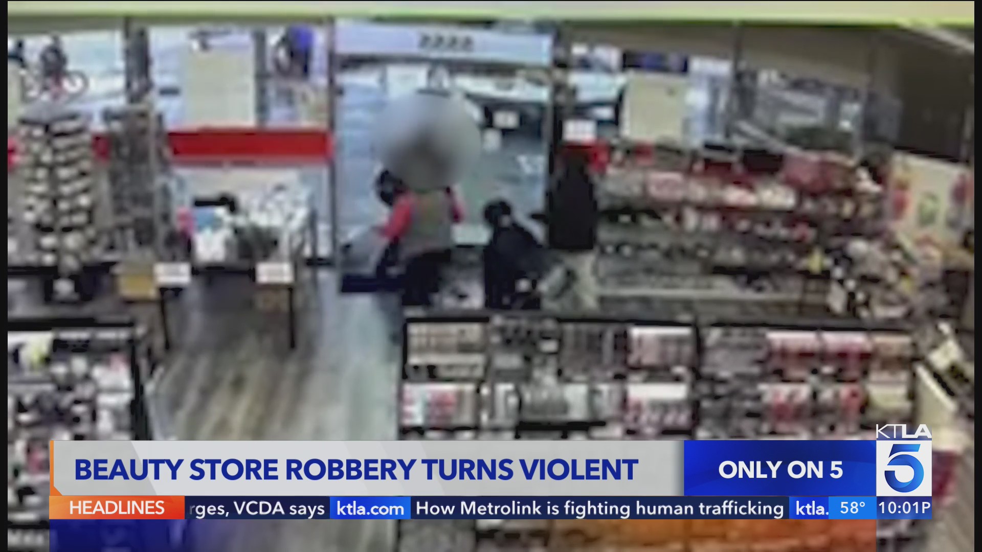 Beauty store robbery turns violent – KTLA