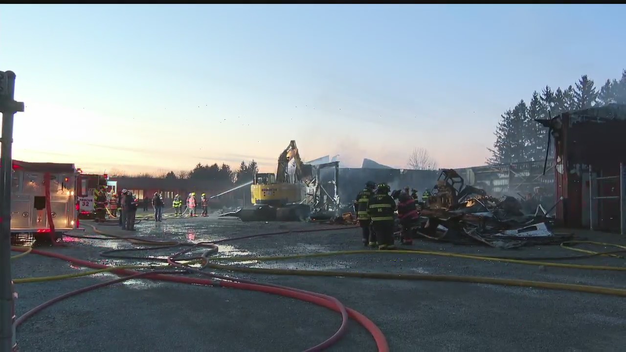 Firefighters sent to hospital in propane-fueled garage fire – WKBN.com