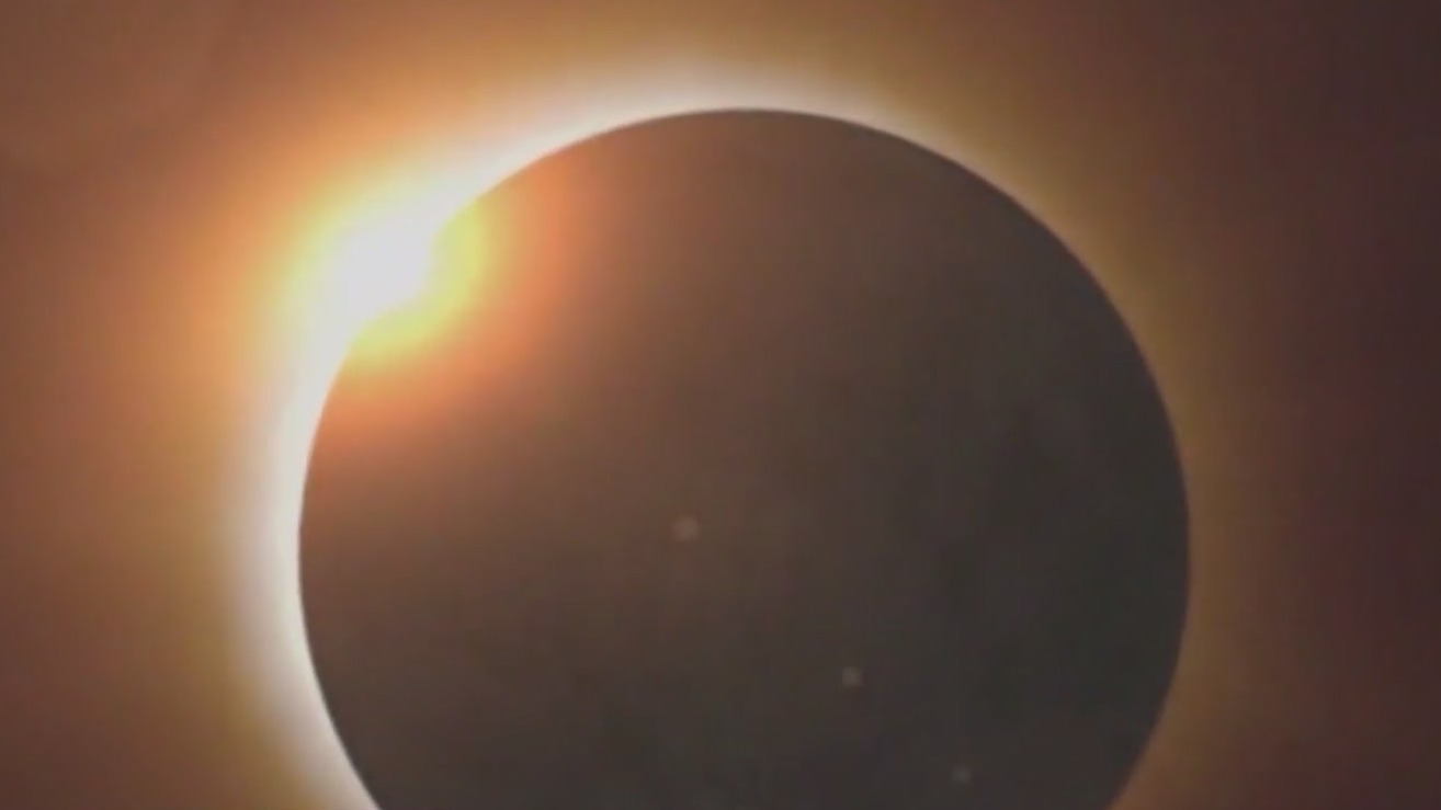 Eclipse cash: How people in the path of totality could benefit from ...