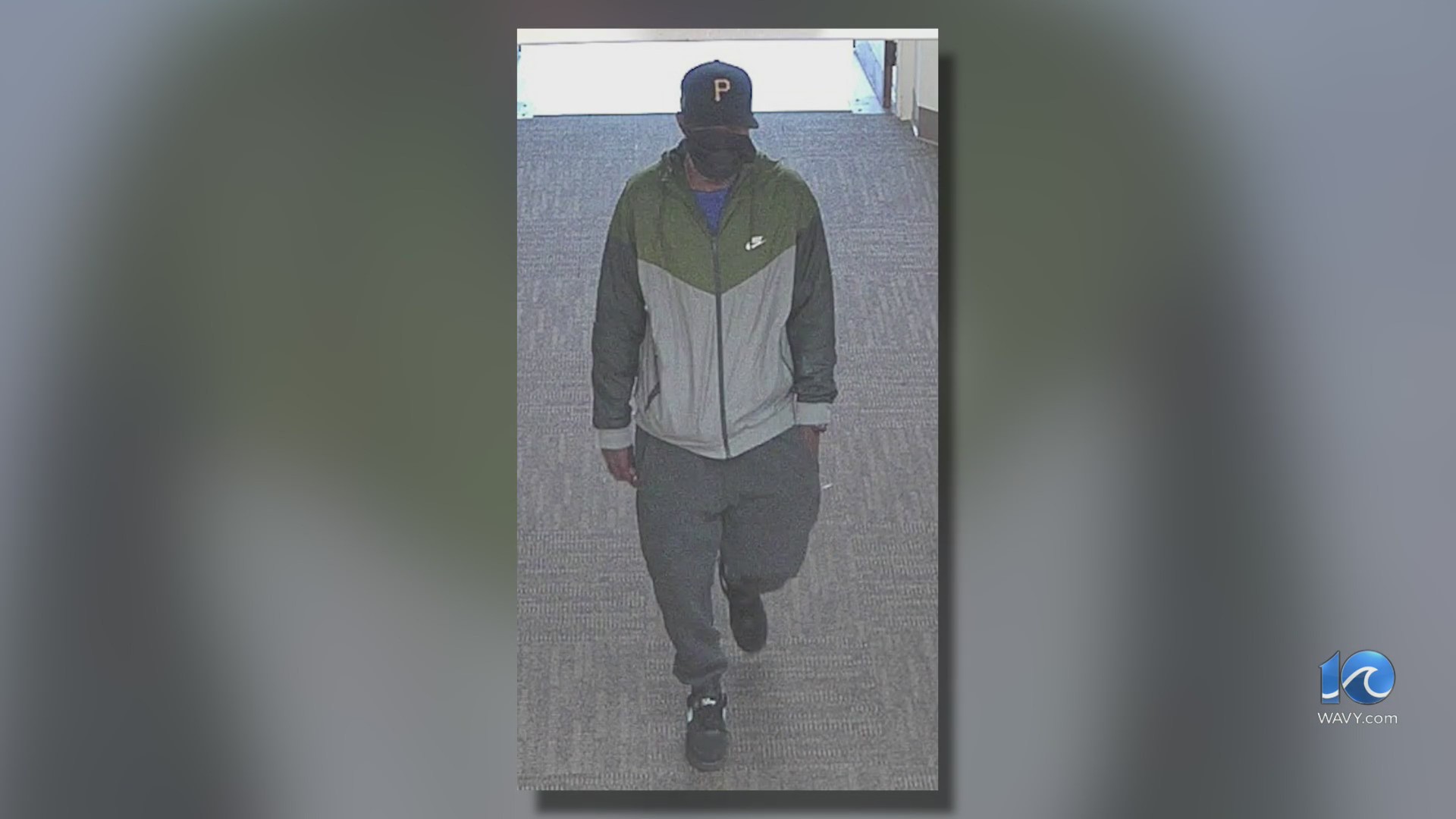 Suffolk police searching for suspect in bank robbery – WAVY.com