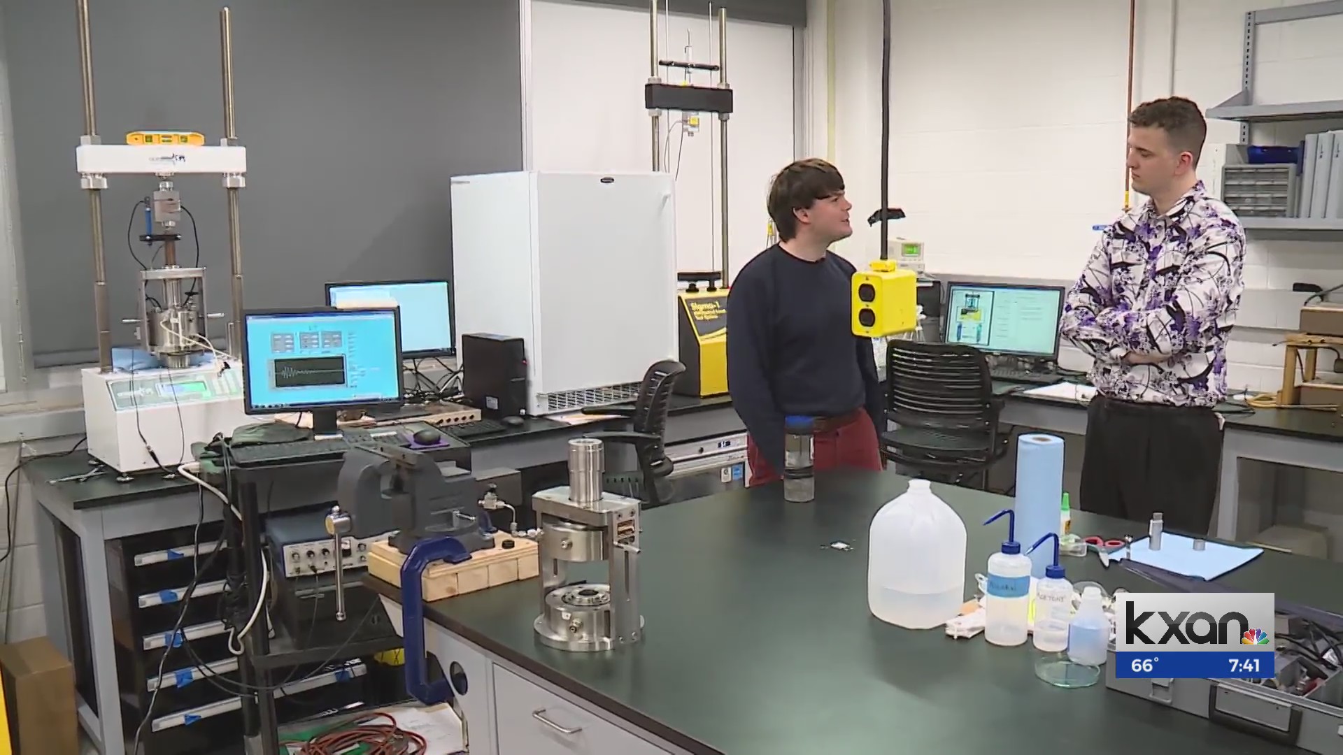 UT Austin lab simulates miniature earthquakes; discovers role ‘healing ...